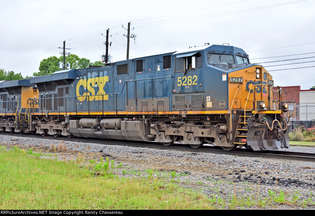 CSXT M692-17